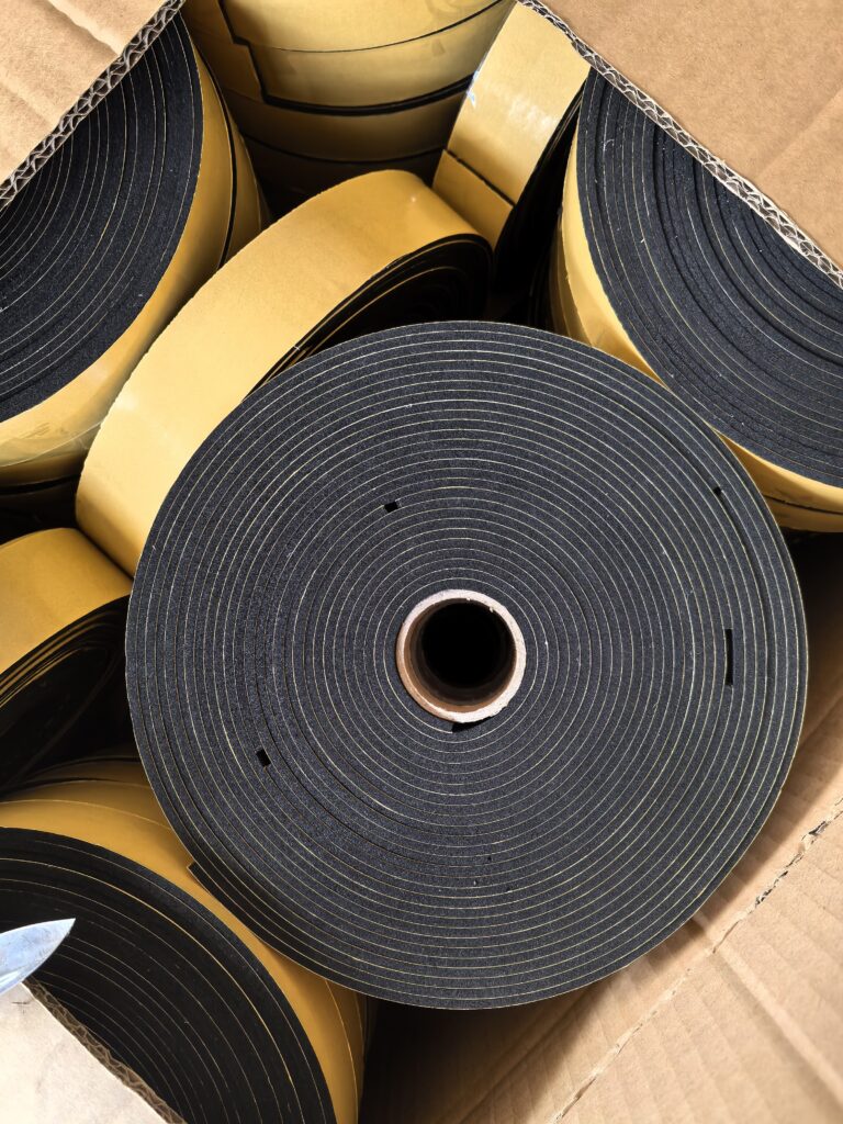 Self Adhesive Expanded Neoprene Sponge Strip with self adhesive backing ...